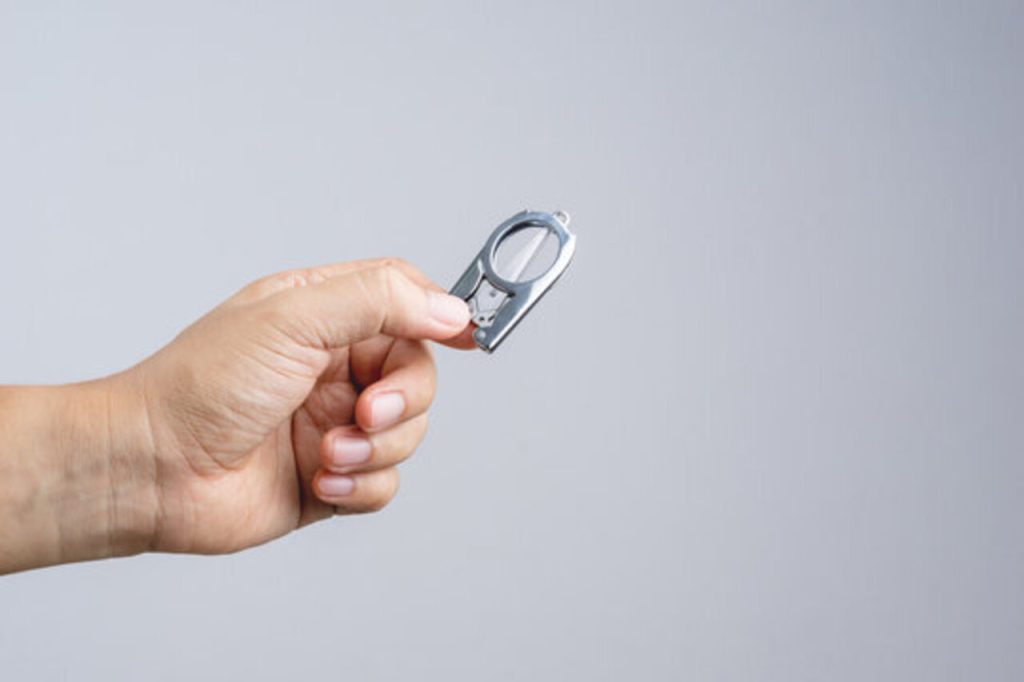 Best EDC Folding Scissors: Cutting Straight to the Top Choices – Newbie ...